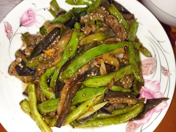 四季豆烧茄子怎么做_家常做法步骤-第3张图片-山城妙识