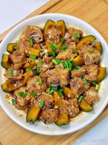 南瓜炖排骨怎么做_南瓜炖排骨的家常做法-第2张图片-山城妙识
