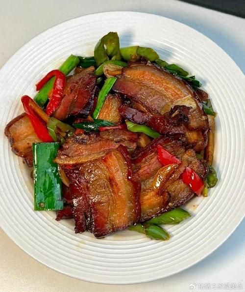 咸肉炒大蒜怎么做_咸肉炒大蒜好吃吗-第1张图片-山城妙识