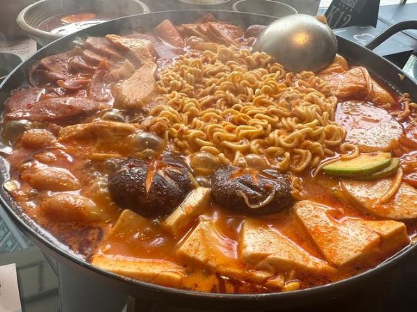 部队锅怎么做_部队锅食材有哪些-第2张图片-山城妙识