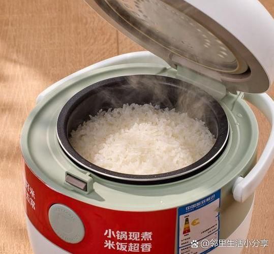 大米饭怎么煮才香_大米饭热量高吗-第1张图片-山城妙识 大米饭怎么煮才香_大米饭热量高吗-第1张图片-山城妙识
