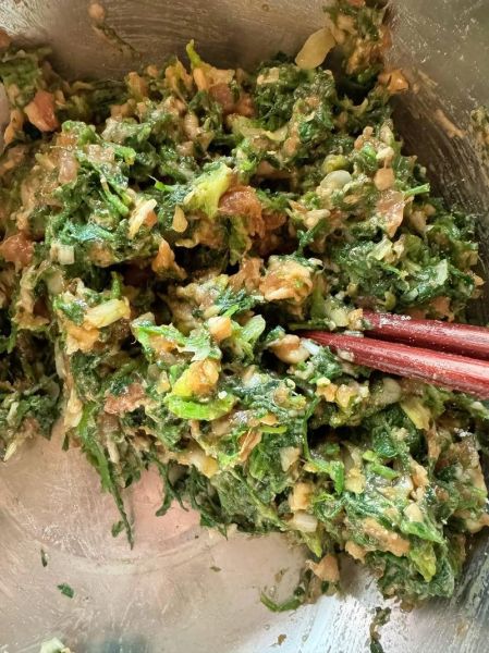水荠菜饺子馅怎么做_水荠菜饺子馅做法大全-第3张图片-山城妙识