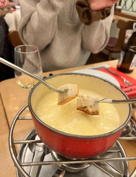 芝士火锅是哪里的美食_芝士火锅起源地-第1张图片-山城妙识