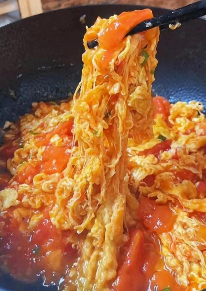 番茄炒蛋先放蛋还是先放番茄_番茄炒蛋需要哪些调料-第3张图片-山城妙识