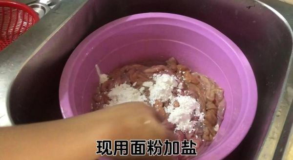 生猪大肠怎么做好吃_生猪大肠清洗去腥技巧-第1张图片-山城妙识