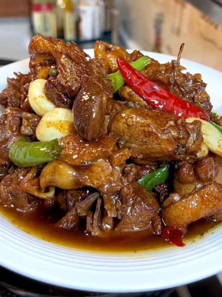 炒鸭肉要不要焯水_鸭肉焯水还是直接炒-第3张图片-山城妙识