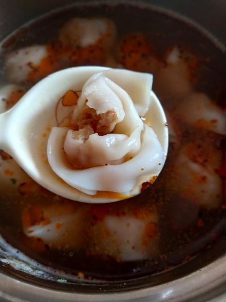 煮馄饨要煮几分钟_馄饨下锅多久能熟-第1张图片-山城妙识