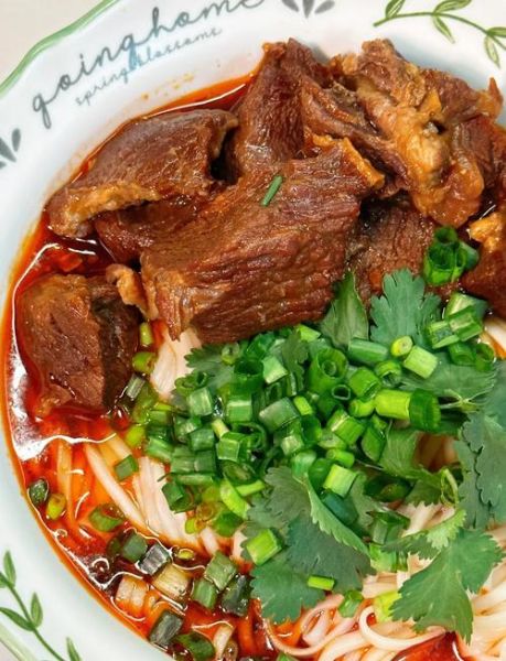 牛肉面里的牛肉怎么做_牛肉面牛肉怎么炖才软烂-第1张图片-山城妙识