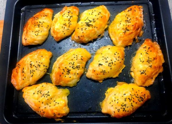 不用烤箱怎么做菠萝派_家常菠萝派做法-第2张图片-山城妙识