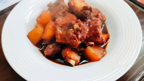 排骨炖萝卜怎么做_排骨炖萝卜最正宗的做法-第3张图片-山城妙识