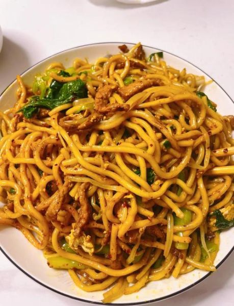 炒面怎么炒不粘锅_家常炒面做法视频教程-第1张图片-山城妙识