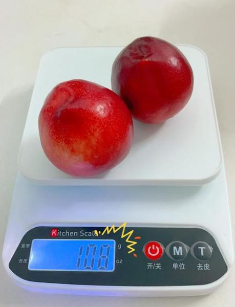 油桃的热量是多少_油桃减肥能吃吗-第1张图片-山城妙识 油桃的热量是多少_油桃减肥能吃吗-第1张图片-山城妙识