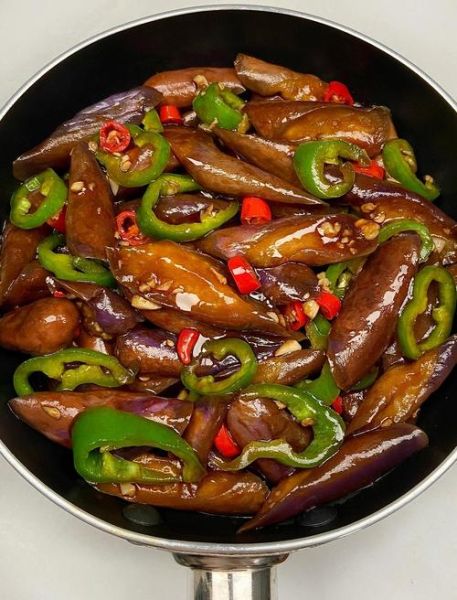 怎样煮茄子简单又好吃_家常茄子做法-第2张图片-山城妙识