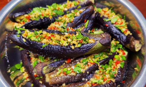 生茄子怎么腌制好吃_家常腌茄子做法-第2张图片-山城妙识