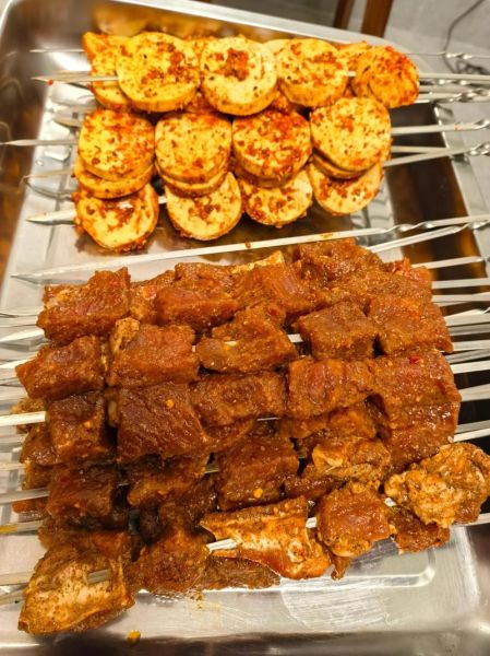 烤肉串怎么腌制才入味_烤肉串用什么火候最好-第2张图片-山城妙识