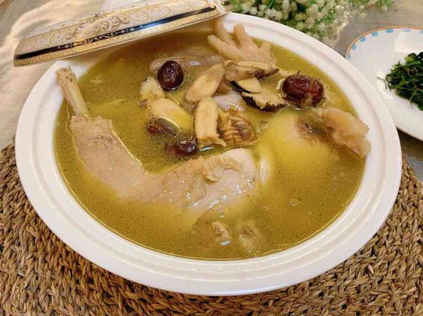 鸡汤怎么炖好喝_炖鸡汤放什么食材-第3张图片-山城妙识 鸡汤怎么炖好喝_炖鸡汤放什么食材-第3张图片-山城妙识