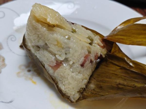 腊肉粽子怎么包好吃_腊肉粽子家常做法-第1张图片-山城妙识