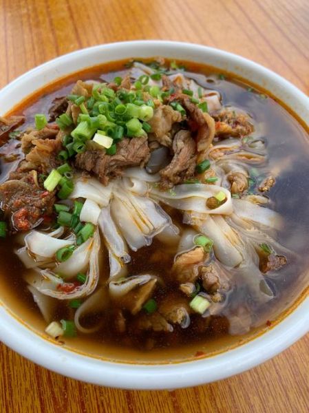 牛腩粉高清原图哪里找_牛腩粉图片怎么拍才好看-第1张图片-山城妙识