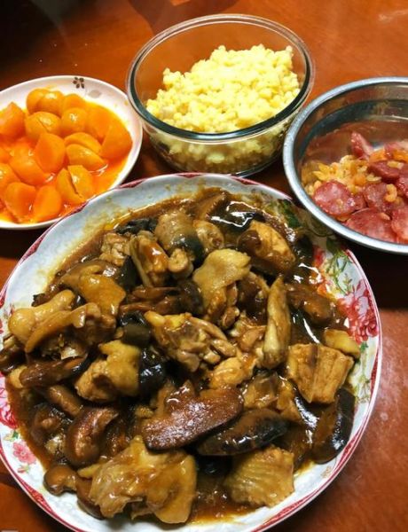 荷香糯米鸡怎么做_荷叶包裹技巧-第3张图片-山城妙识 荷香糯米鸡怎么做_荷叶包裹技巧-第3张图片-山城妙识