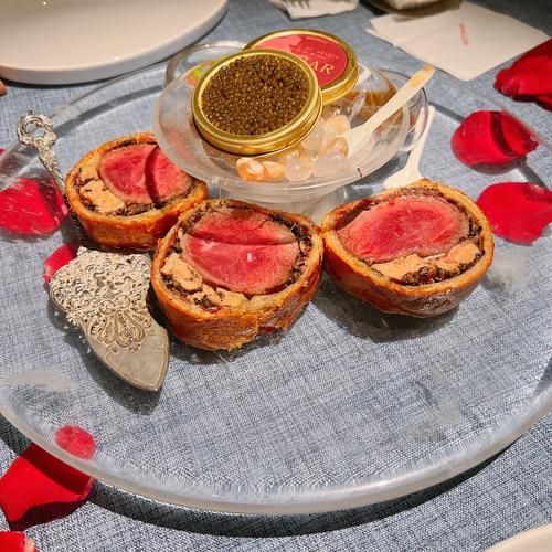 惠灵顿牛排怎么切_惠灵顿牛排配什么酒-第3张图片-山城妙识