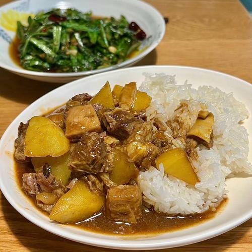 咖喱牛肉怎么做好吃_家常咖喱牛肉的做法-第1张图片-山城妙识