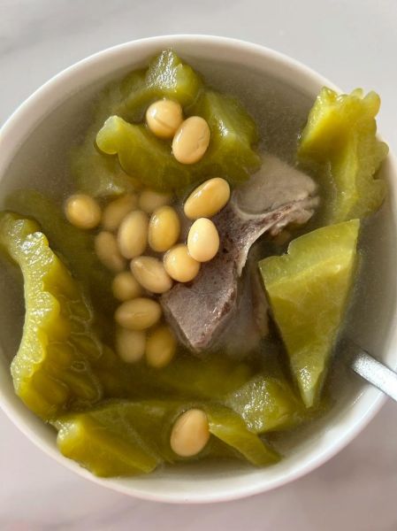 苦瓜煲汤降火做法大全_苦瓜汤怎么做清热效果最好-第1张图片-山城妙识