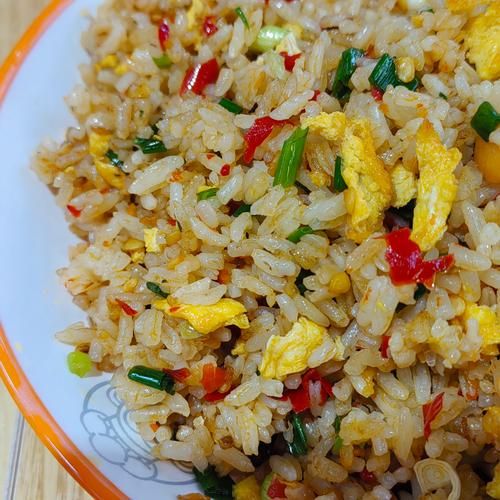 蛋炒饭是真实故事吗_历史原型揭秘-第1张图片-山城妙识 蛋炒饭是真实故事吗_历史原型揭秘-第1张图片-山城妙识