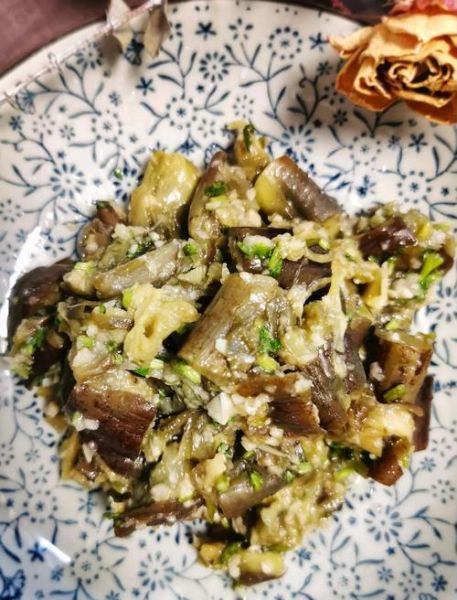 蒜茄子怎么做_蒜茄子保存多久-第1张图片-山城妙识 蒜茄子怎么做_蒜茄子保存多久-第1张图片-山城妙识