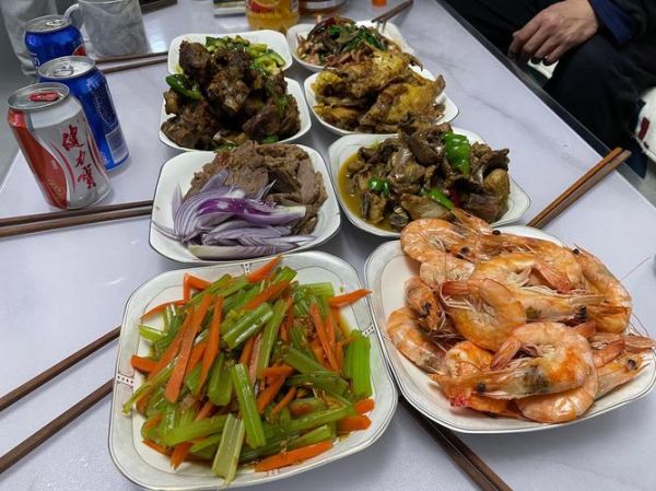 大年三十必备菜有哪些_年夜饭吃什么好-第2张图片-山城妙识 大年三十必备菜有哪些_年夜饭吃什么好-第2张图片-山城妙识