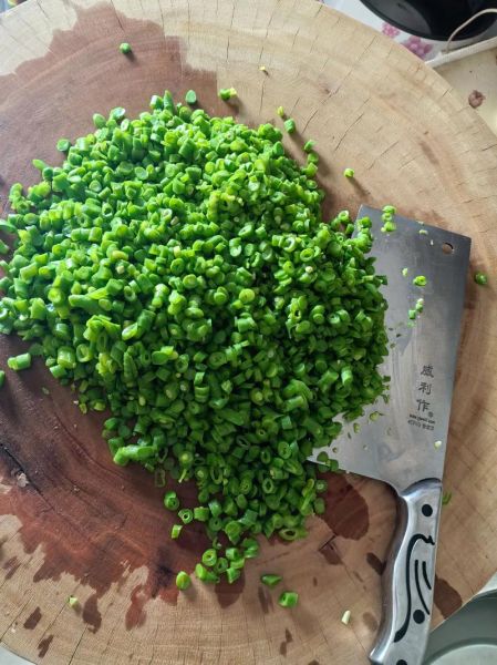 豇豆猪肉馅饺子怎么做_豇豆饺子馅要不要焯水-第1张图片-山城妙识 豇豆猪肉馅饺子怎么做_豇豆饺子馅要不要焯水-第1张图片-山城妙识