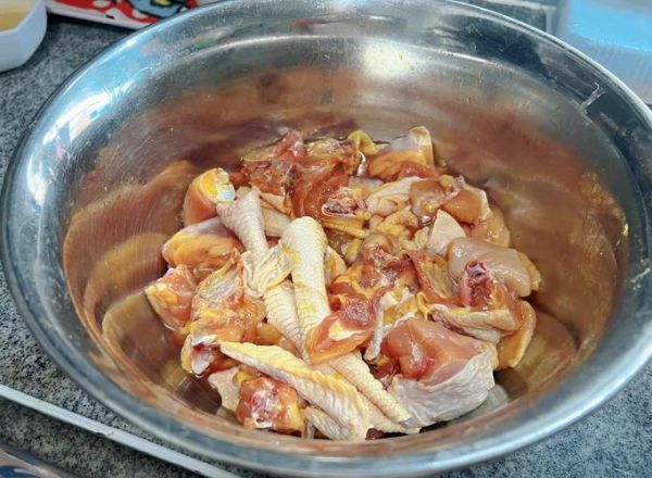 电饭锅煲鸡肉粥怎么做_电饭锅鸡肉粥要多久-第1张图片-山城妙识