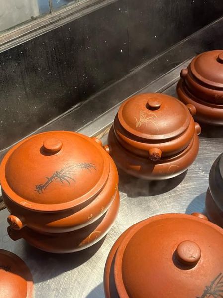 云南汽锅鸡是哪里的_汽锅鸡怎么做才正宗-第3张图片-山城妙识