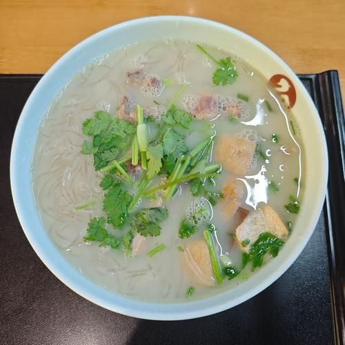 老鸭汤粉丝怎么做_老鸭汤粉丝热量高吗-第1张图片-山城妙识