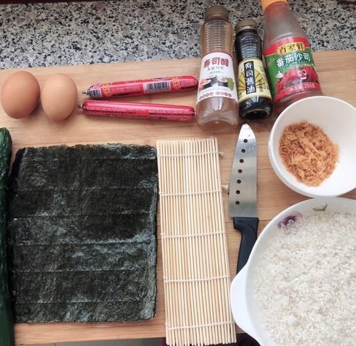 家常寿司怎么做_寿司卷需要哪些材料-第1张图片-山城妙识 家常寿司怎么做_寿司卷需要哪些材料-第1张图片-山城妙识