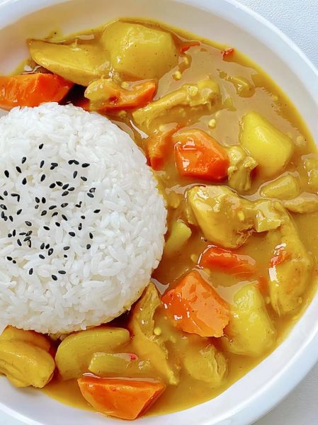 咖喱饭怎么做_咖喱饭配料有哪些-第1张图片-山城妙识 咖喱饭怎么做_咖喱饭配料有哪些-第1张图片-山城妙识