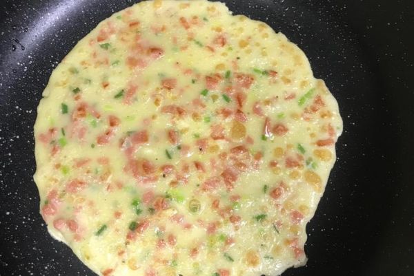 家常鸡蛋葱花饼怎么做_鸡蛋葱花饼怎么做好吃又软-第2张图片-山城妙识 家常鸡蛋葱花饼怎么做_鸡蛋葱花饼怎么做好吃又软-第2张图片-山城妙识