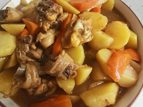 咖喱鸡肉怎么做_家庭版咖喱鸡肉做法-第3张图片-山城妙识