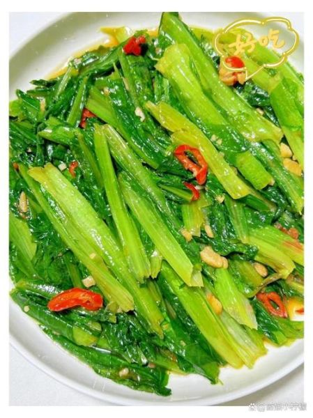炒油麦菜要不要焯水_油麦菜焯水多久才脆绿-第2张图片-山城妙识 炒油麦菜要不要焯水_油麦菜焯水多久才脆绿-第2张图片-山城妙识