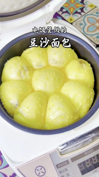 电饭煲做面包的做法_电饭煲做面包要多久-第1张图片-山城妙识