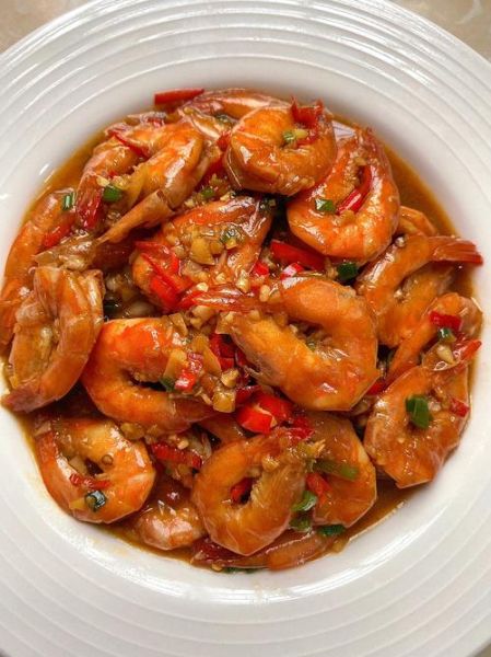 油焖基围虾怎么做才入味_油焖基围虾用不用去虾线-第1张图片-山城妙识