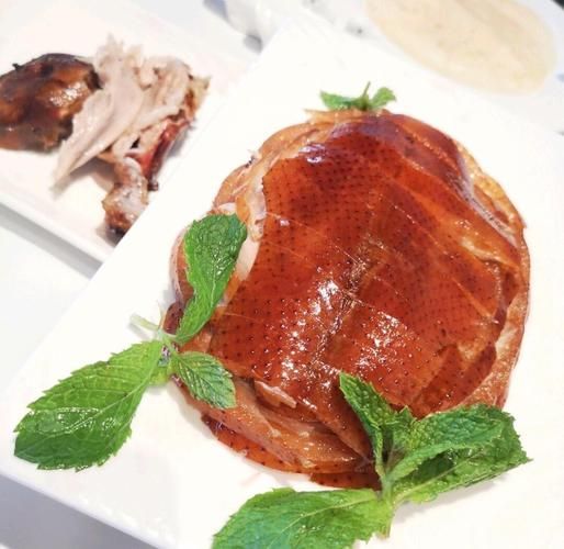 北京烤鸭怎么做_北京烤鸭正宗做法步骤-第1张图片-山城妙识