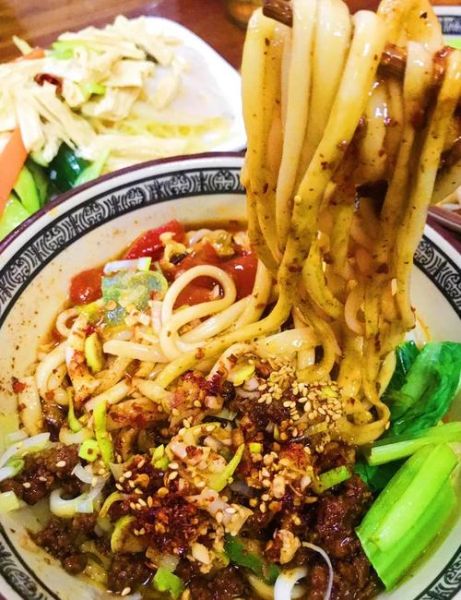 油泼面哪里最正宗_西安油泼面哪家好吃-第3张图片-山城妙识