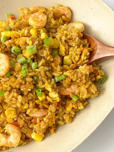 咖喱炒饭怎么做_咖喱炒饭家常做法-第1张图片-山城妙识