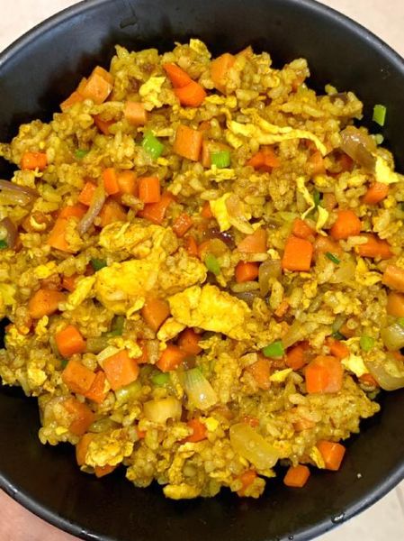 咖喱炒饭怎么做_咖喱炒饭家常做法-第3张图片-山城妙识