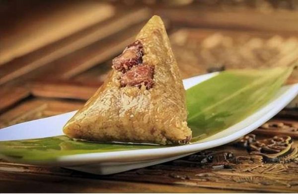 蜜枣粽子怎么做不夹生_为什么粽子中间还是硬的-第1张图片-山城妙识