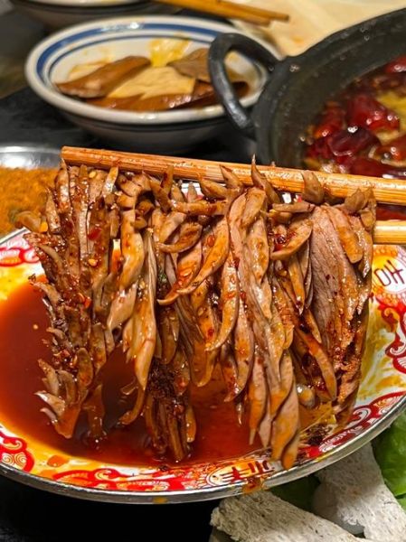 四川美食有哪些_四川火锅为什么那么辣-第2张图片-山城妙识