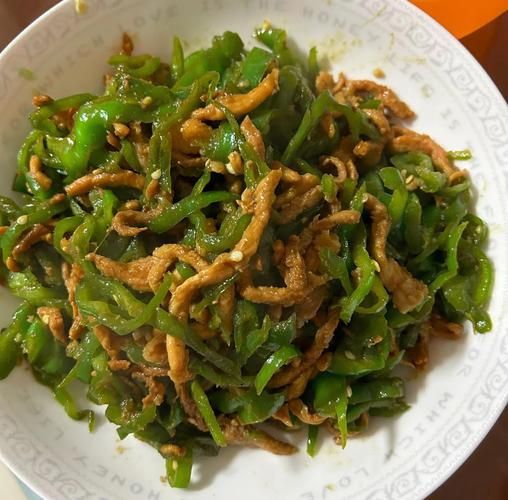 尖椒肉丝怎么炒才嫩_正宗尖椒肉丝做法-第3张图片-山城妙识