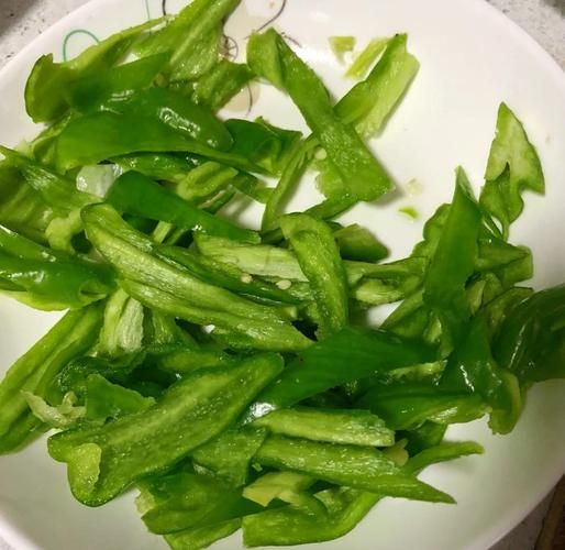 茶干炒什么好吃_茶干炒青椒的做法-第3张图片-山城妙识 茶干炒什么好吃_茶干炒青椒的做法-第3张图片-山城妙识