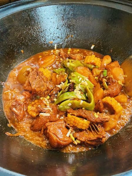 铁锅鸡的做法视频教程_铁锅鸡怎么做好吃又入味-第1张图片-山城妙识 铁锅鸡的做法视频教程_铁锅鸡怎么做好吃又入味-第1张图片-山城妙识