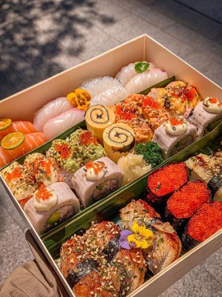 寿司拼盘怎么摆才好看_寿司拼盘图片配色技巧-第2张图片-山城妙识